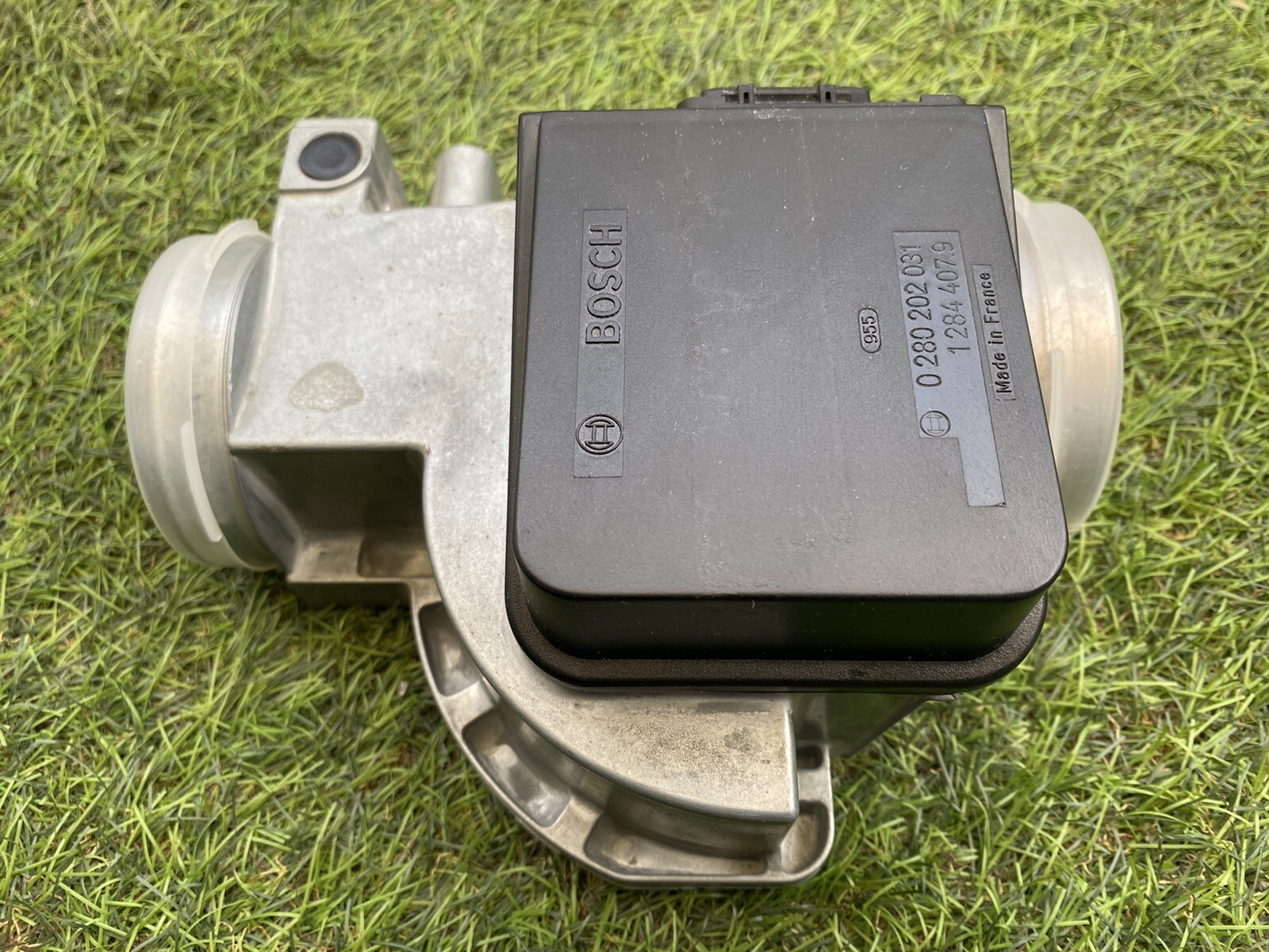 Genuine NEW BMW E30 320i 323i E28 520i M20 Air flow meter Bosch M3 M5 ...