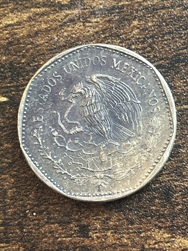 1981 Mexico 5 Pesos Copper-Nickel Actual Coin National arms ...