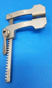 Codman 50-8028 Haight Finochietto Retractor, 4" | eBay