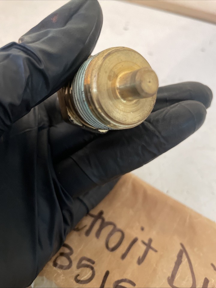 SERIES 60 GENUINE DETROIT DIESEL COOLANT TEMPERATURE SENSOR 23515251 ...