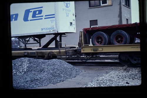 Railroad Slide - ATSF Santa Fe Trailer Train Flat Cars Piggyback Loads ...