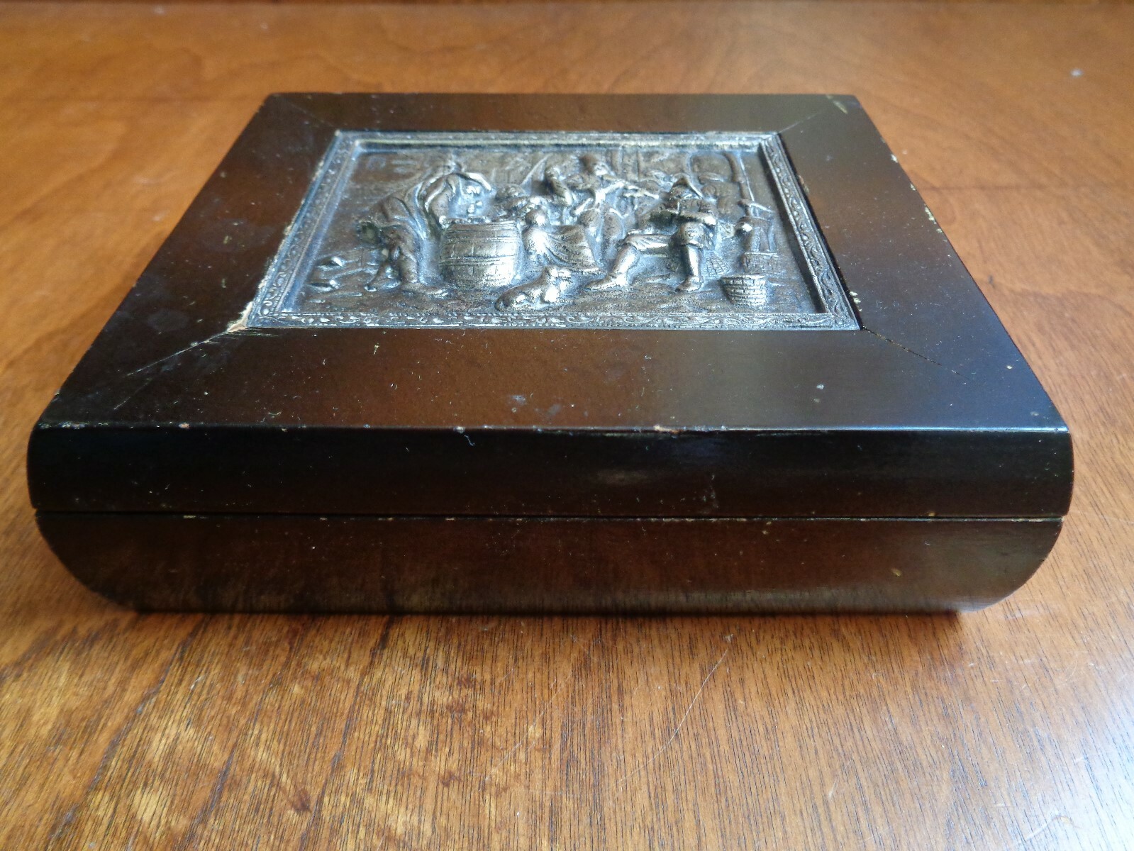 Antique Vintage Zilpla 90 Silver Plate Tavern Scene Jewelry Trinket Box ...