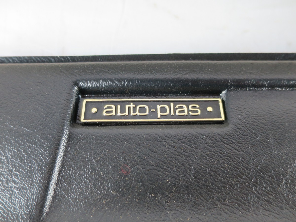 Autoplas Logo Very Rare Find !! "Auto Plas" Wheel Trim | Hubcaps