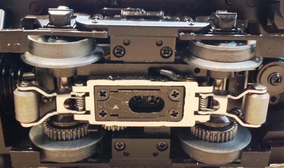 LIONEL LEGACY NEW YORK CENTRAL SW-8 DIESEL SWITCHER ENGINE 2133600! O ...