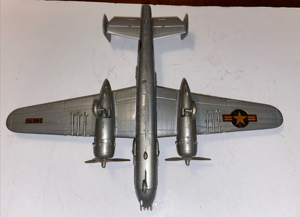 Vintage Built Monogram B-25 Mitchell "Big Cannon" WW-II Bomber Airplane ...