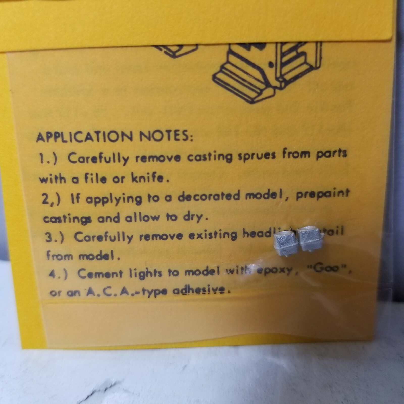 Details West HL-112 HEADLIGHT: "MARS" SIGNAL LIGHT - Pack 2 Model RR ...