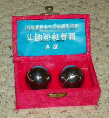 Chinese Baoding Balls: Health / Meditation Balls - 1.25" / Silver w ...