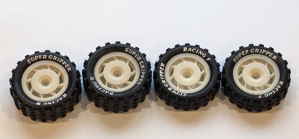 Vintage MRC 4wd wheel set with Tamiya Super Gripper tyres. Hotshot ...