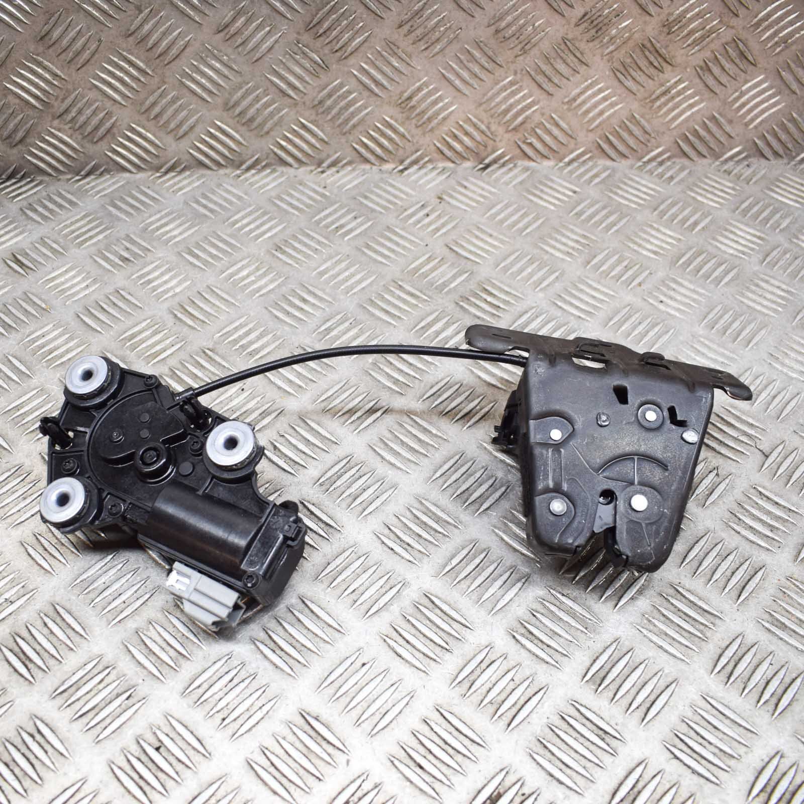 VOLVO XC40 B4 Tailgate Boot Lock W/ Actuator 32149889 2.0 Hybrid 145kw ...