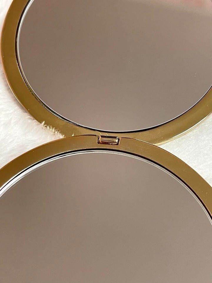 Gucci Compact Mirror Magnifying Glass Novelty Gold Round D7.5×0.6cm ...