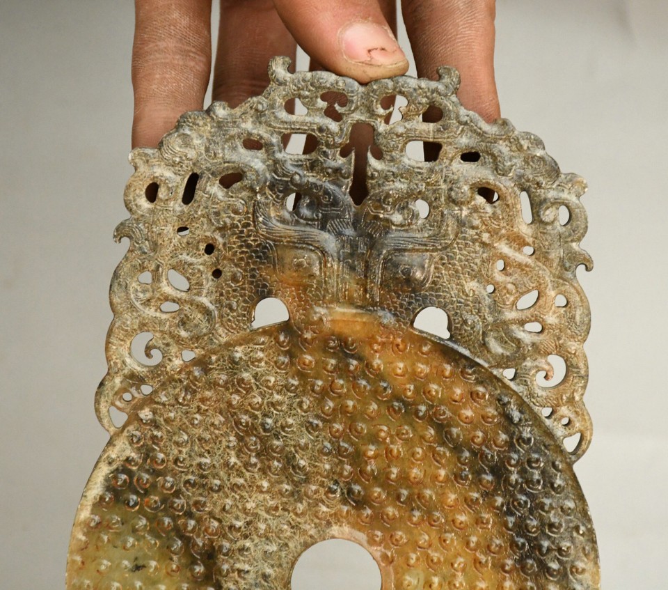 6.2" Chinese Xiu Jade Carved Dragon Phoenix Beast Face People Yu Bi ...