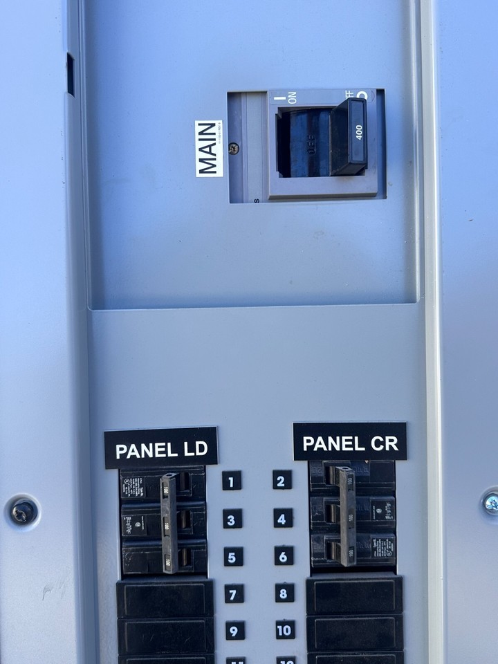 SIEMENS 400A MAIN BREAKER PANELBOARD 3PHASE 208/120 42 SPC W/ 2 X 3P ...