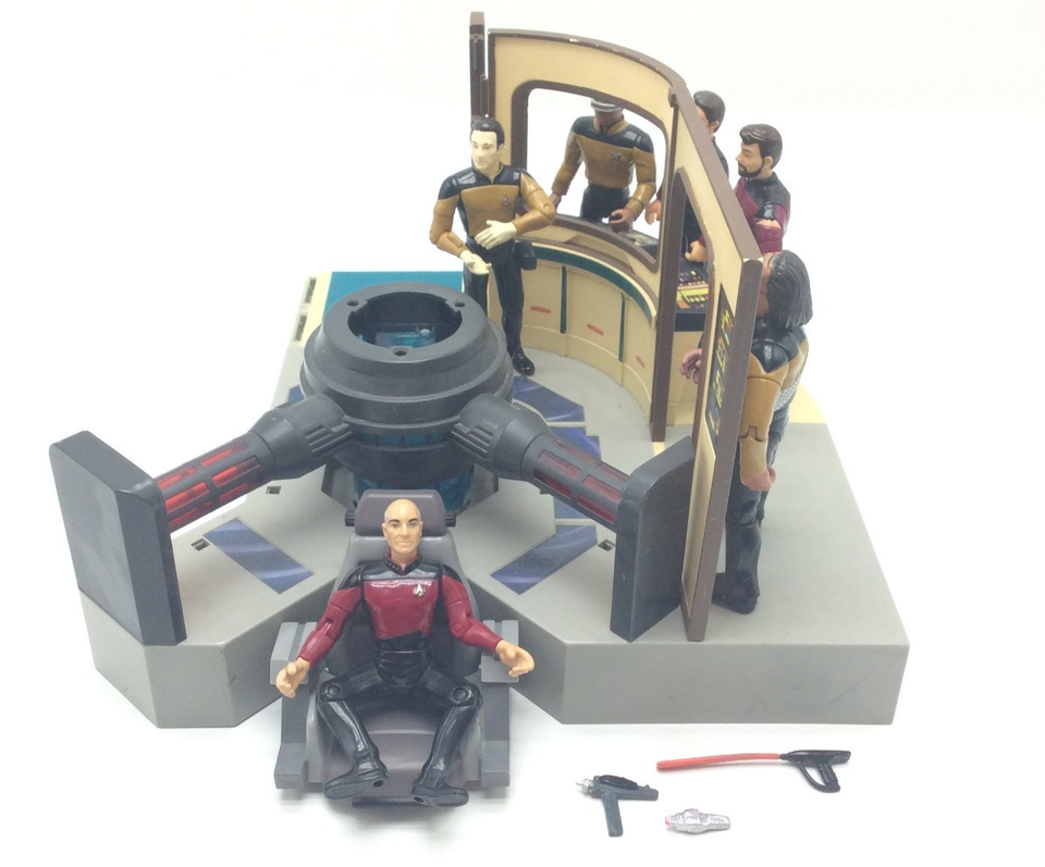 Playmates STAR TREK TNG Action Figure & Engineering Playset | eBay