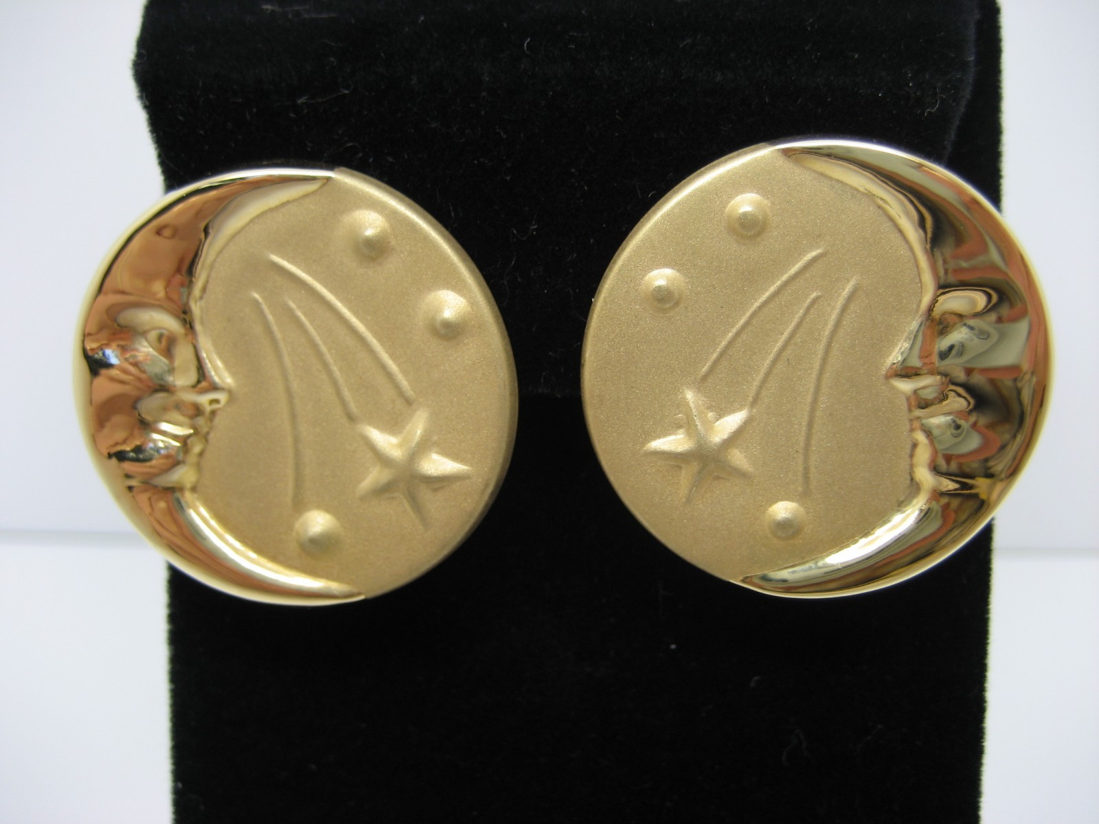 14K YELLOW GOLD MOON AND STARS ROUND BUTTON EARRINGS WITH OMEGA BACKS ...