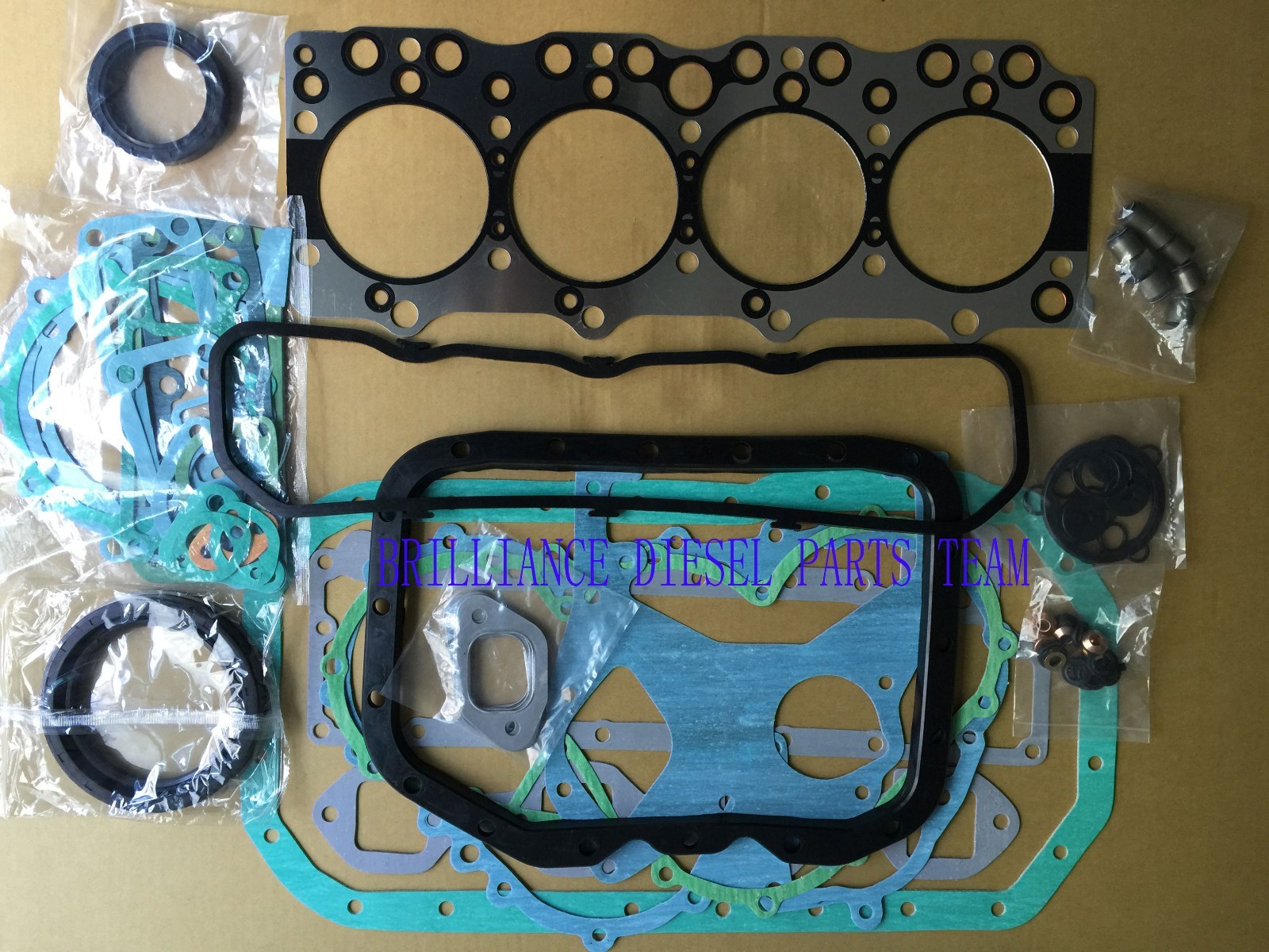 Isuzu 4BD1 4BD1T Engine Rebuild Kit & 4 Con-Rods for Truck Loader Excavator