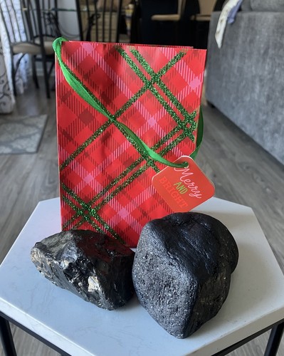 Real Lumps Of Coal-(2 Lumps Per Bag) Santa’s Naughty List Gift ...