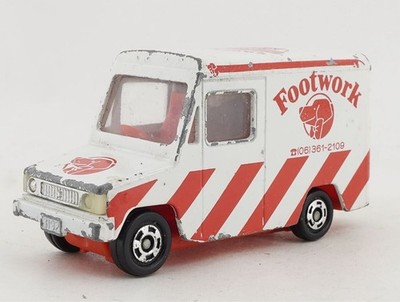 Made IHigh Pack Van 1985 No2 car Red Footwork 5z | eBay UK