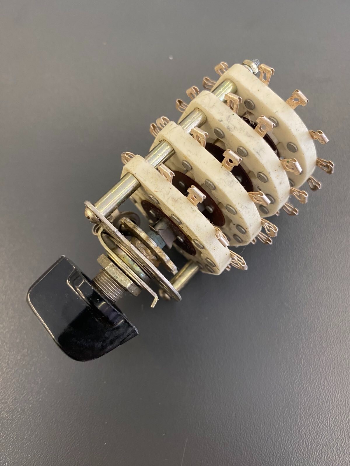 Ceramic Rotary Switch 4 pole 11 positions with knob Break-Before-Make ...