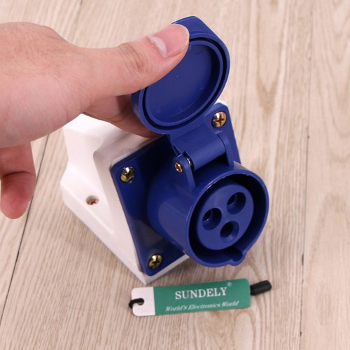 16-Amp 3 Pin Outdoor Wall Mounted Socket 240V Weatherproof IP44 Caravan ...