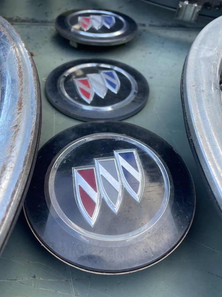 1993-1999 Buick LeSabre | 15” Inch | OEM | Rare Buick Wire Spoke ...