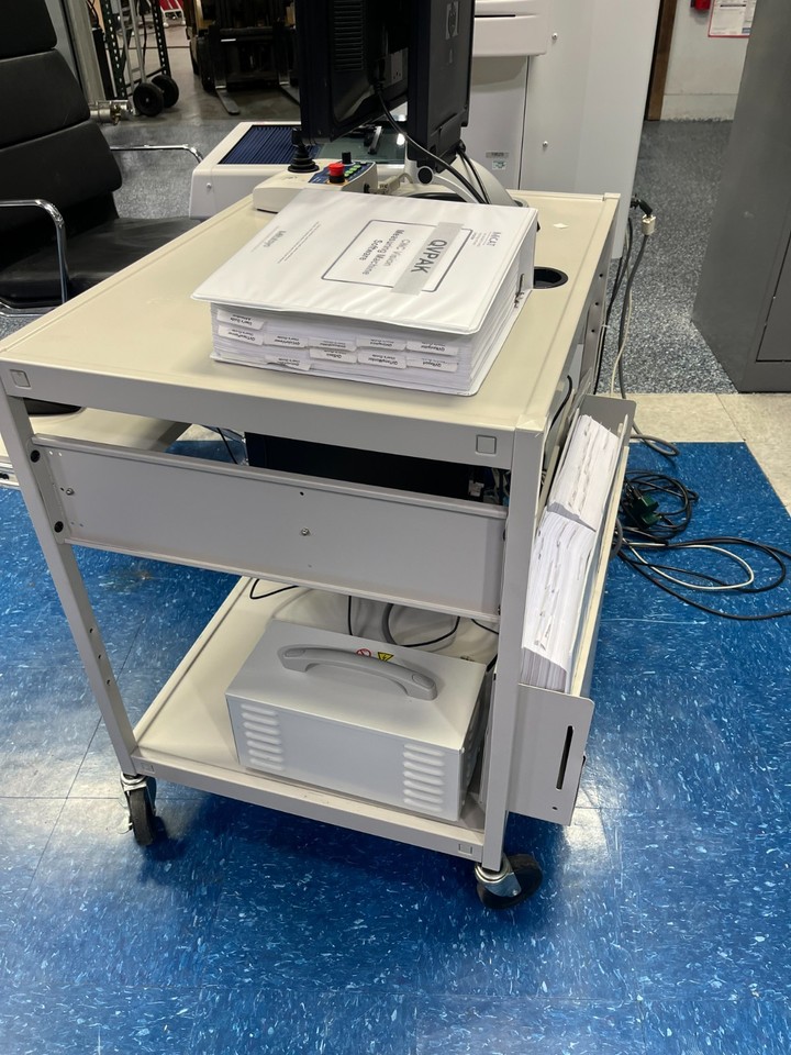 MITUTOYO QUICK VISION APEX Optical Laser Gauging Measuring Machine ...