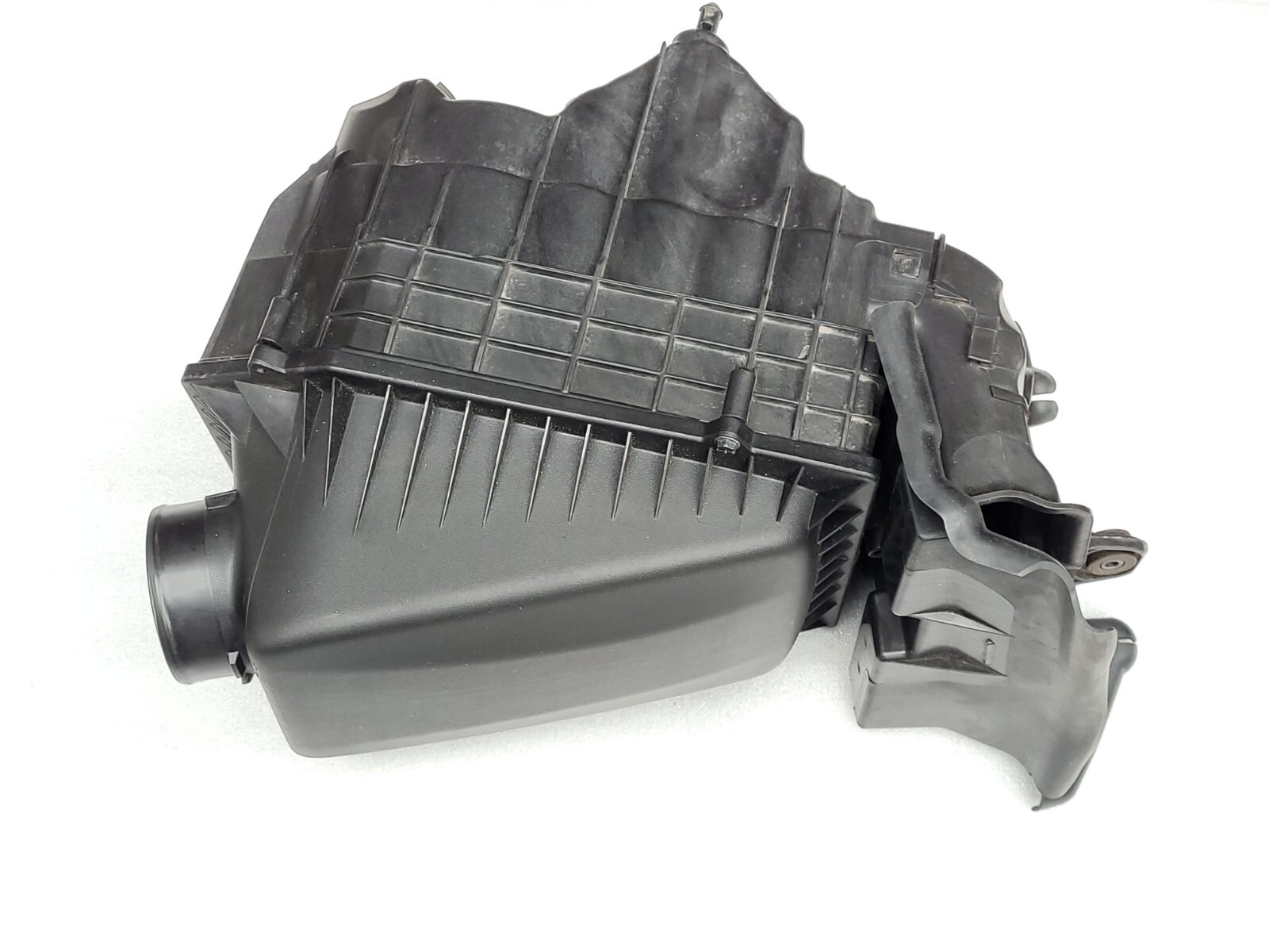 2020-2024 Jeep Gladiator V6 3.6L Air Intake Filter Box Cleaner Housing ...