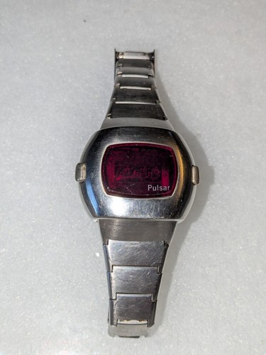 Vintage Pulsar P3 115122 Time Computer Digital LED Men's Watch Parts ...