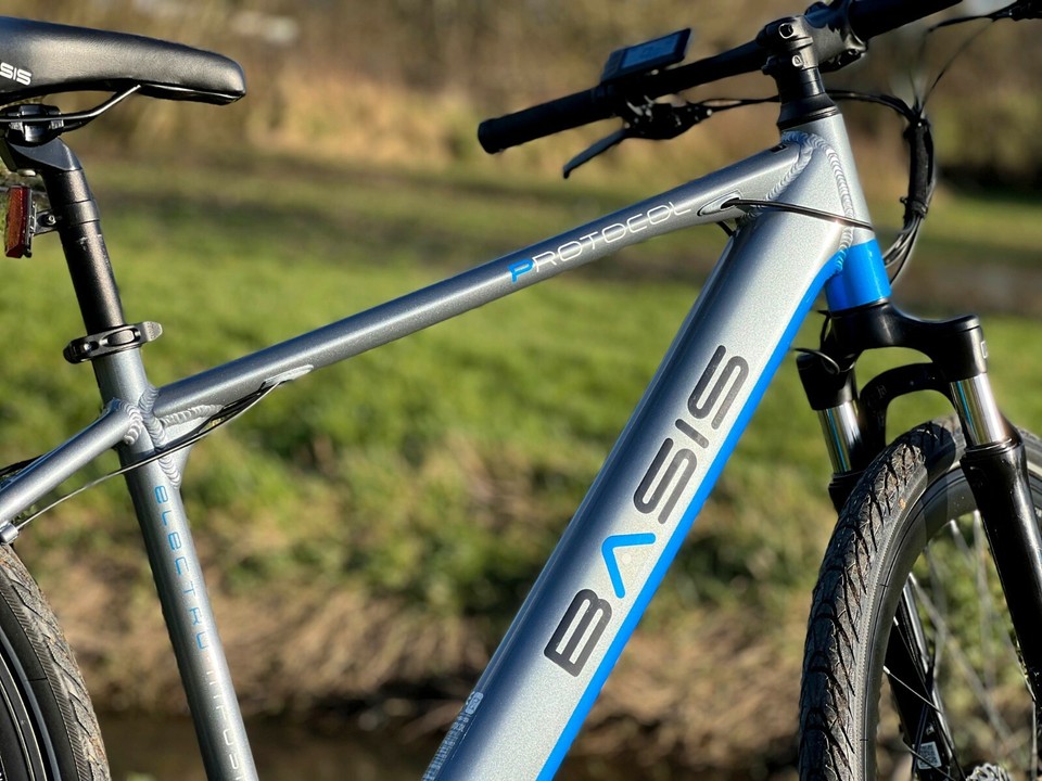 Basis Protocol Electric Bike Hybrid Bicycle 700c 36v Internal Battery ...