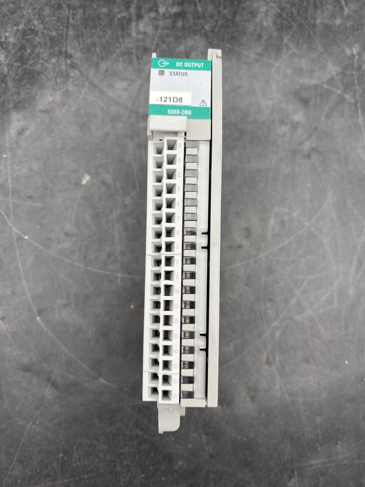 2 Pc X ALLEN-BRADLEY Compact 5000 DC Output Module 5069-OB8 | eBay