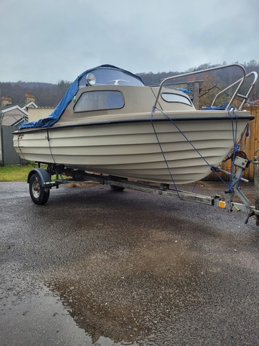 Bonwitco 400c Day/Fishing Boat Twin Hull Unsinkable Mariner 28hp ...