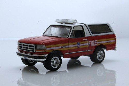 1996 Ford Bronco FDNY Fire Department of NYC SUV Chief 1:64 Scale ...