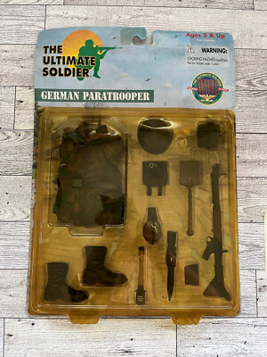 The Ultimate Soldier - German Paratrooper Uniform Gear Set 34040 ...