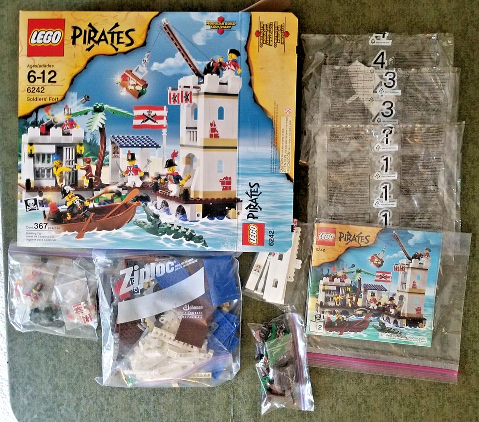 LEGO 6242 Soldiers' Fort- Pirates Realm - 100% Complete W/ Box & Manual ...
