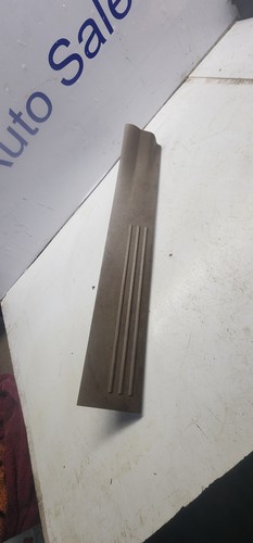 2011-2017 DODGE GRAND CARAVAN FRONT RIGHT DOOR SILL SCUFF STEP COVER ...