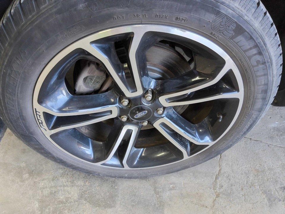 Used Wheel fits: 2013 Ford Explorer 20x9 aluminum TPMS machined face ...