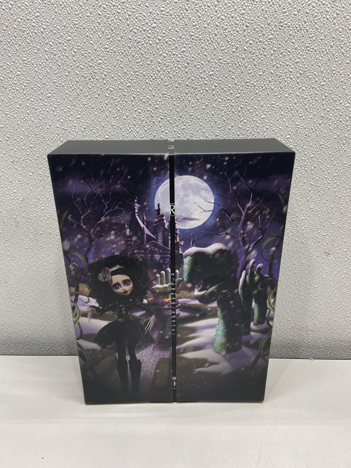 Mattel Monster High Skullector Edward Scissorhands | eBay