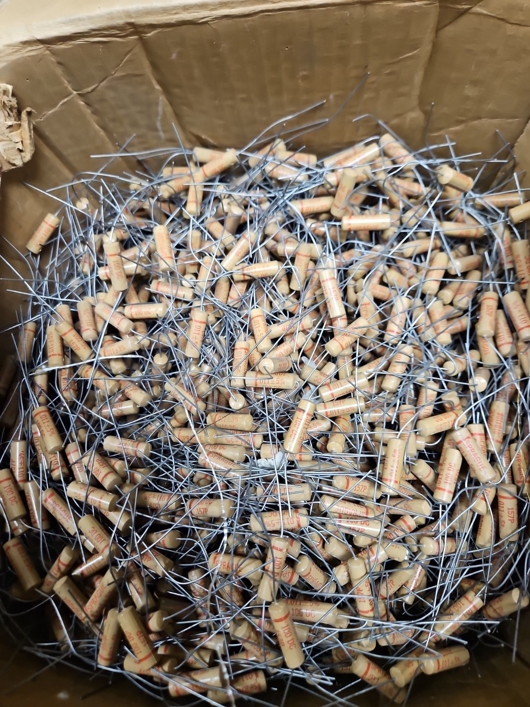 Lot Of 100 Sprague 0.011 @ 100 D.C. Capacitors | eBay