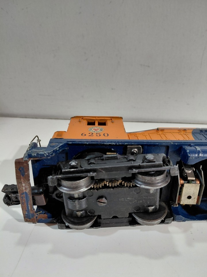 Lionel Train 6250 O Gauge Model Railroad Seaboard NW2 Diesel Switcher ...