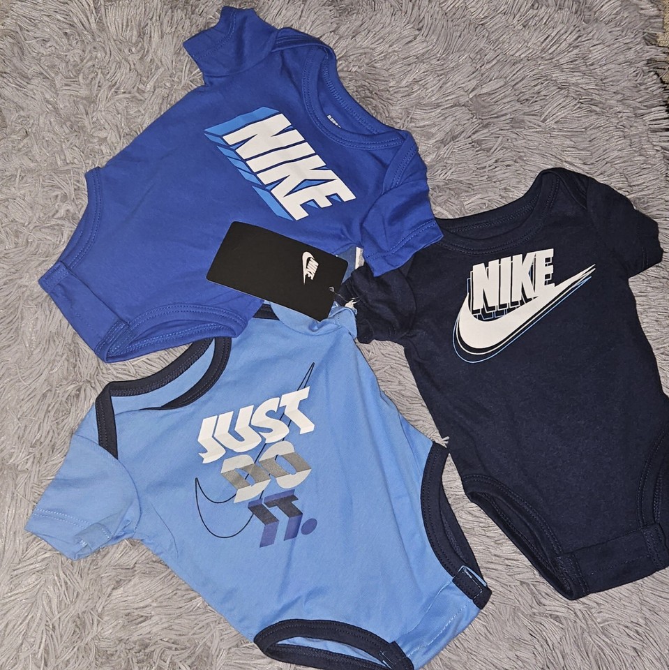 NIKE Newborn Baby boys Blue 3-pc Outfit Gift Set Bodysuits Romper ...