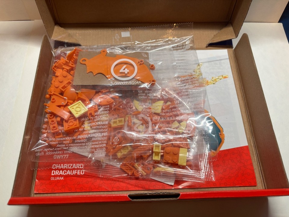 CHARIZARD 222 PCS Mega Bloks Building Set Pokemon | eBay