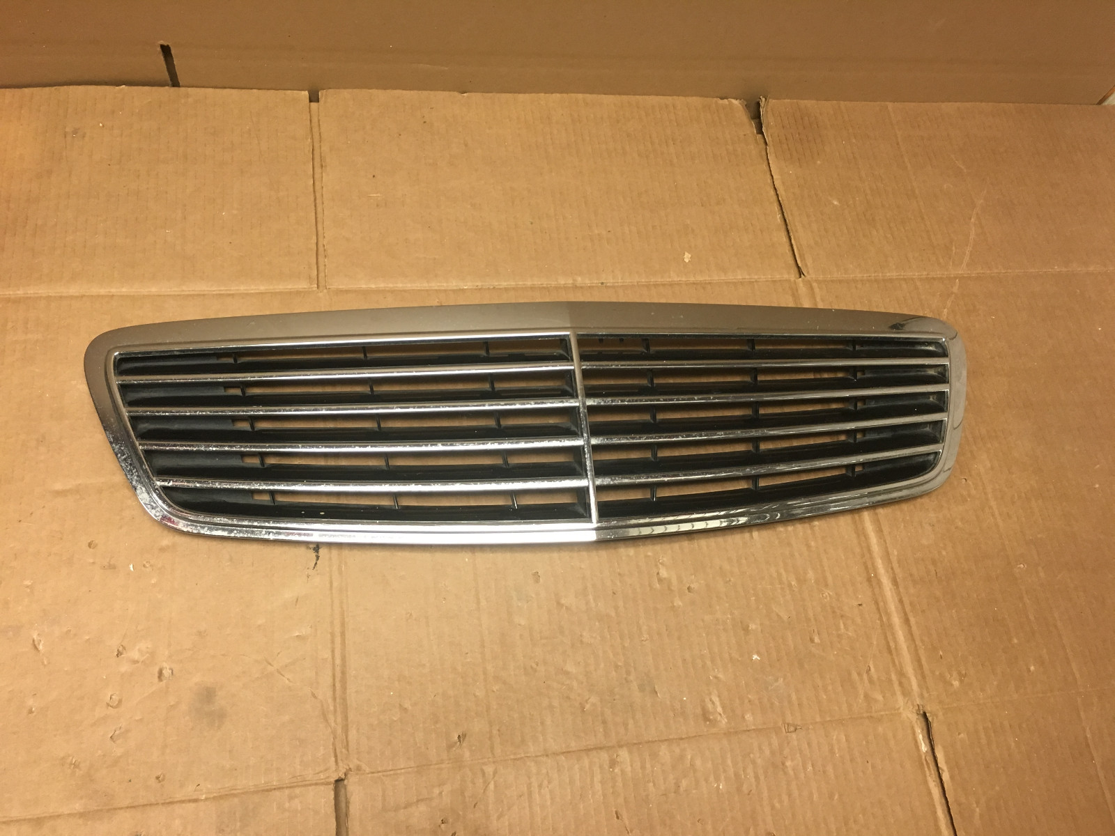 2000 2001 2002 Mercedes S430 S500 W220 front grille A2208800383 | eBay