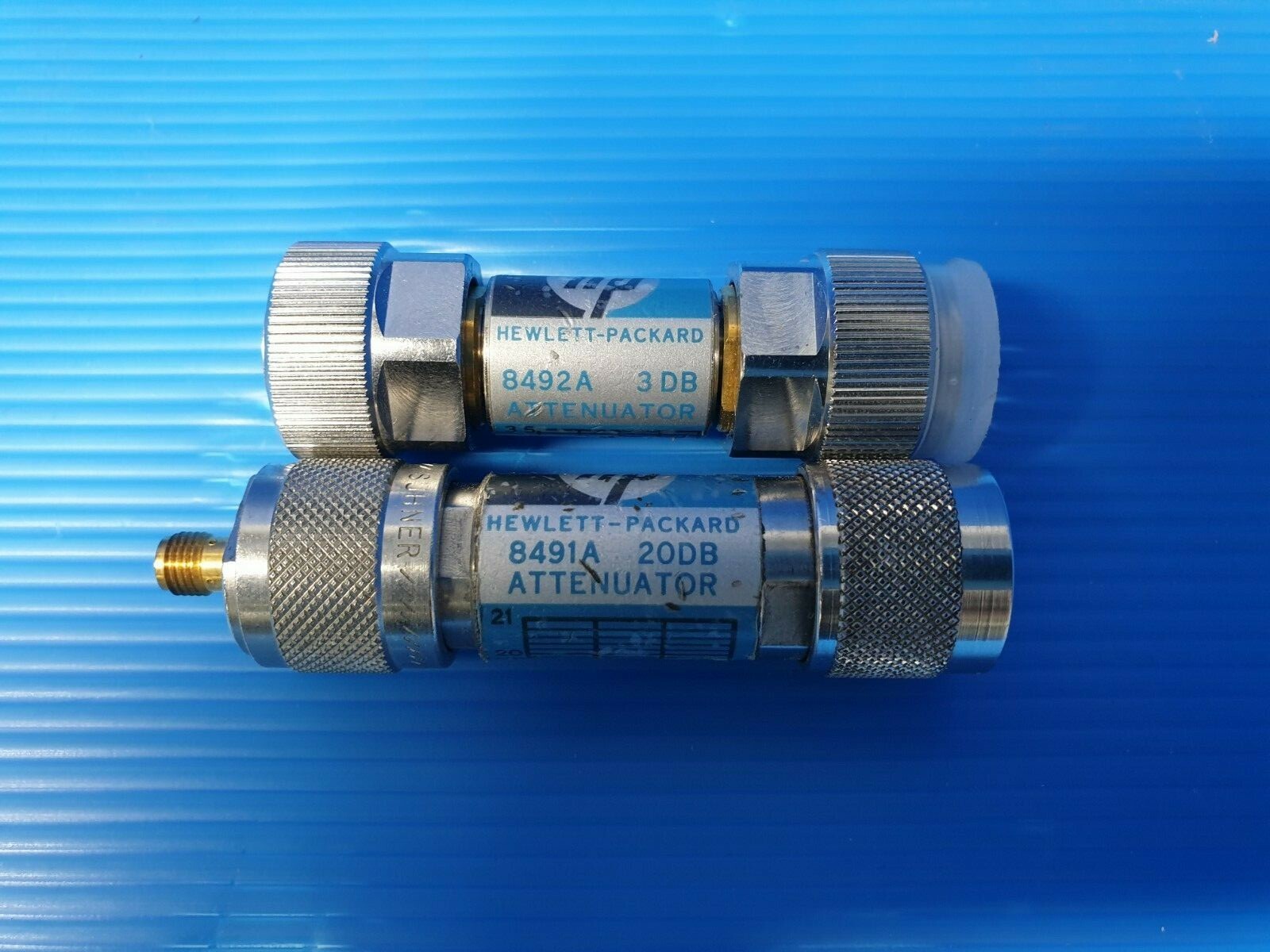 HP Hewlett Packard 1x 8491A 20dB 1x 8492A 3db Attenuator Lot of 2 | eBay