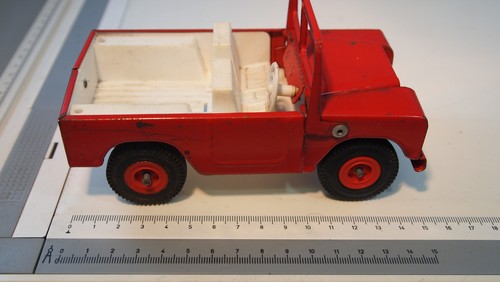 Triang /Tonka- Vintage Land Rover Jeep -Red Tin -Made in New Zealand ...