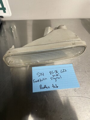 95-96 Nissan 240sx S14 Left Driver Side Front Bumper Turn Signal Light ...