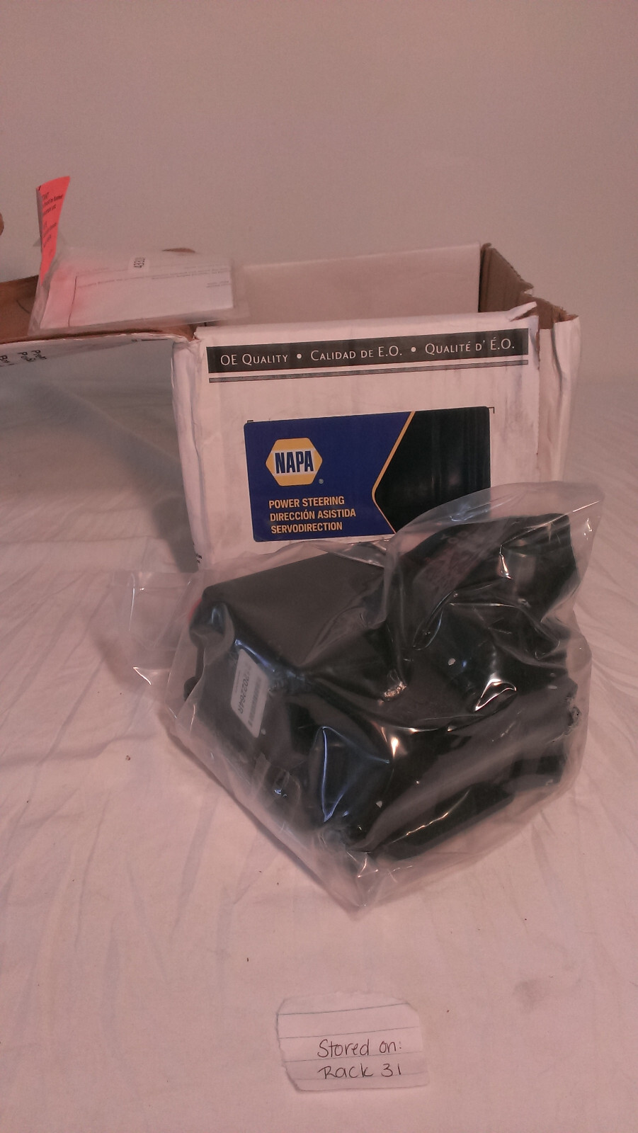 NAPA 38-1367 381367 Power Steering Pump W/ Reservoir - worn box | eBay