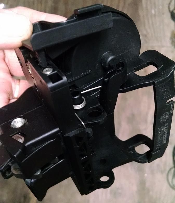 Trunk Latch For Mercedes Benz W220 Vacuum Lock Actuator Repair Kit ...