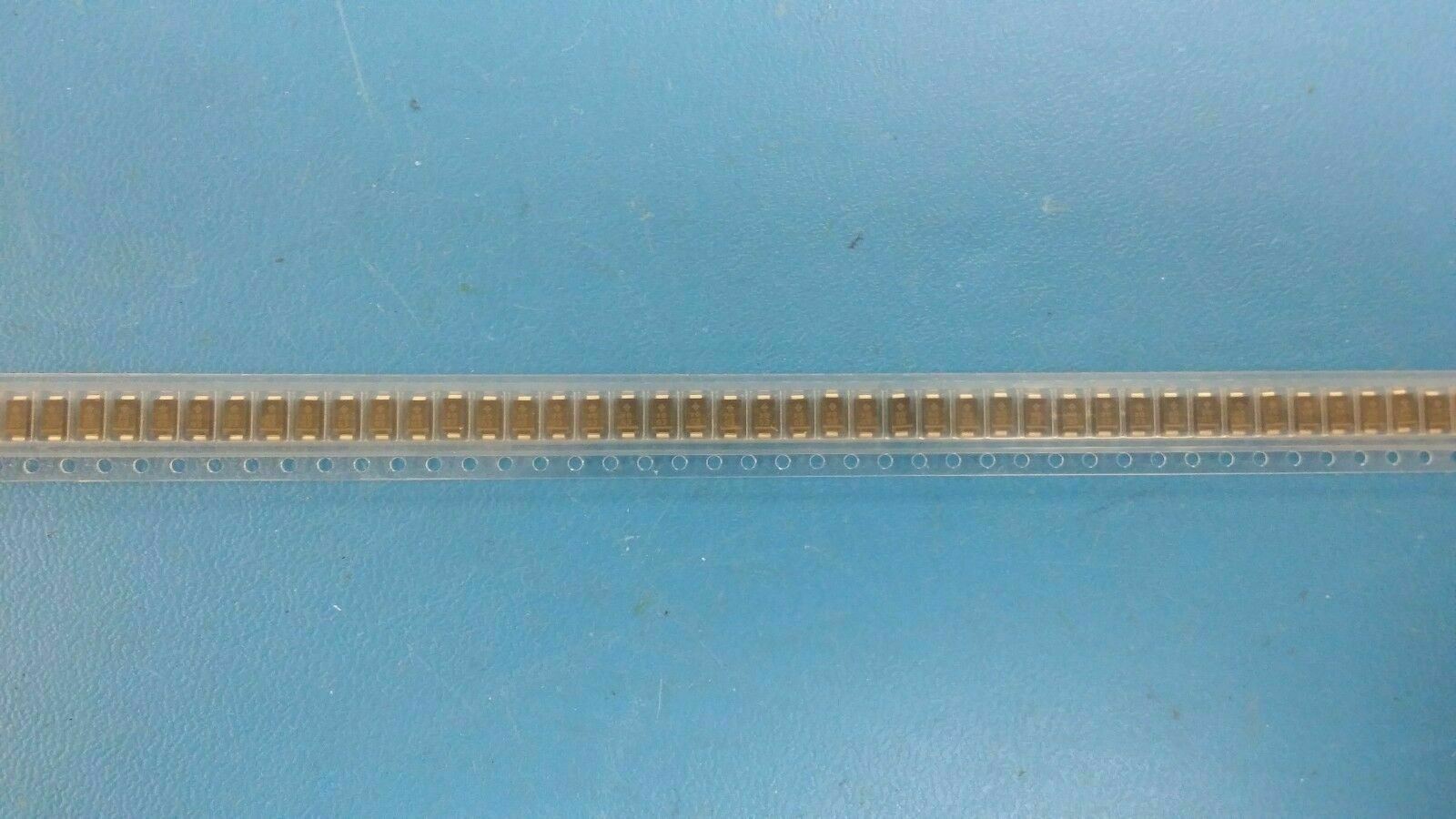 (20 PCS) ES1D, ES1D-E3/61T, Vishay, Switching Diode, 200V, 1A, 2-Pin ...