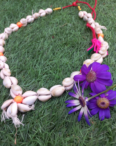 White Kodi Kaudi Mala Goddess Laxmi Kauri Shell Beads Pooja Wealth Good ...