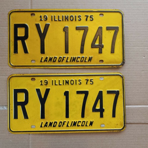 PAIR 1975 Illinois License Plates "RY 1747" Land of Lincoln (Black on ...