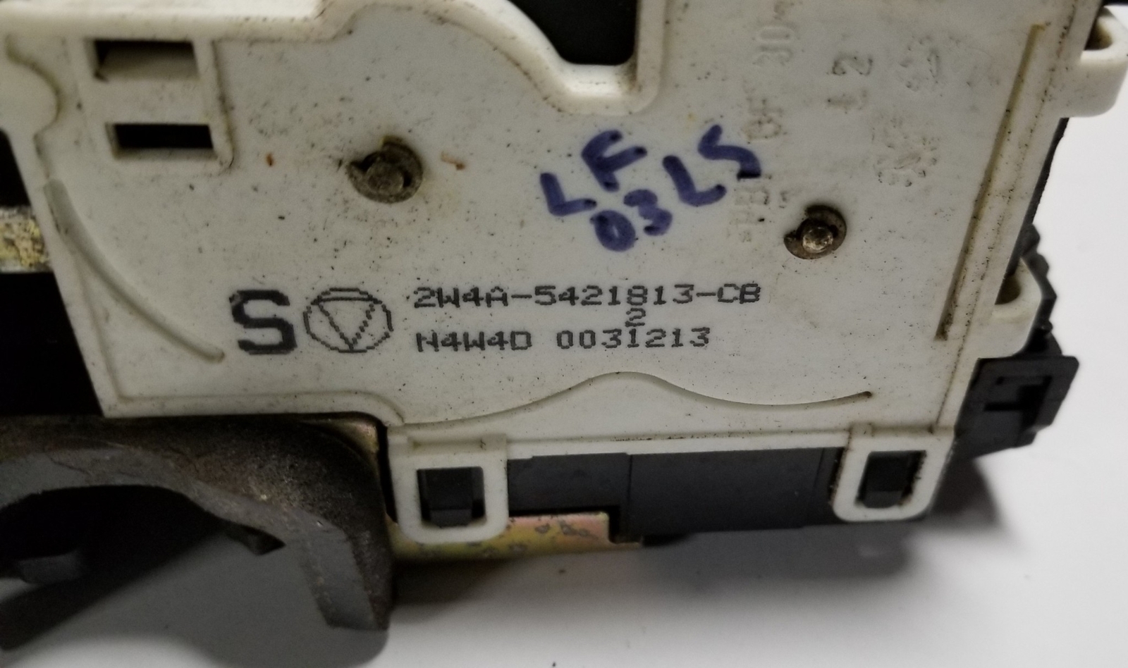 2000 01 02 03 04 05 2006 LINCOLN LS Front LH Driver Door Lock Latch ...